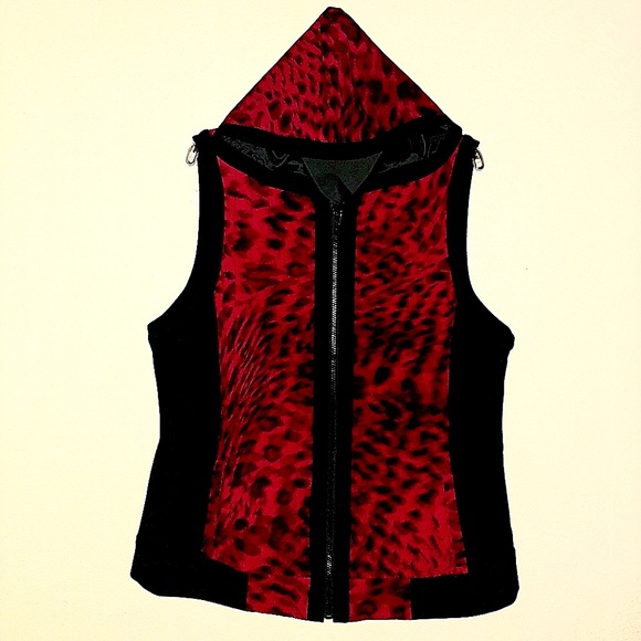 Chico's | Jackets & Coats | Zenergy By Chico Size 3 Hooded Red And ...